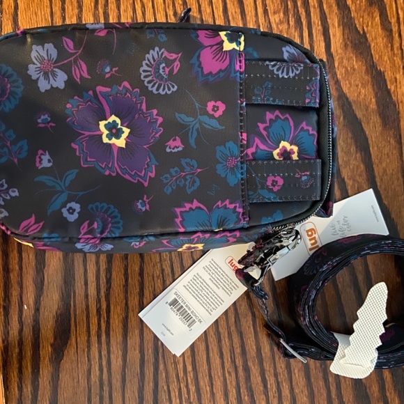 lug | Bags | Lug Skeeter Boho Floral Black | Poshmark